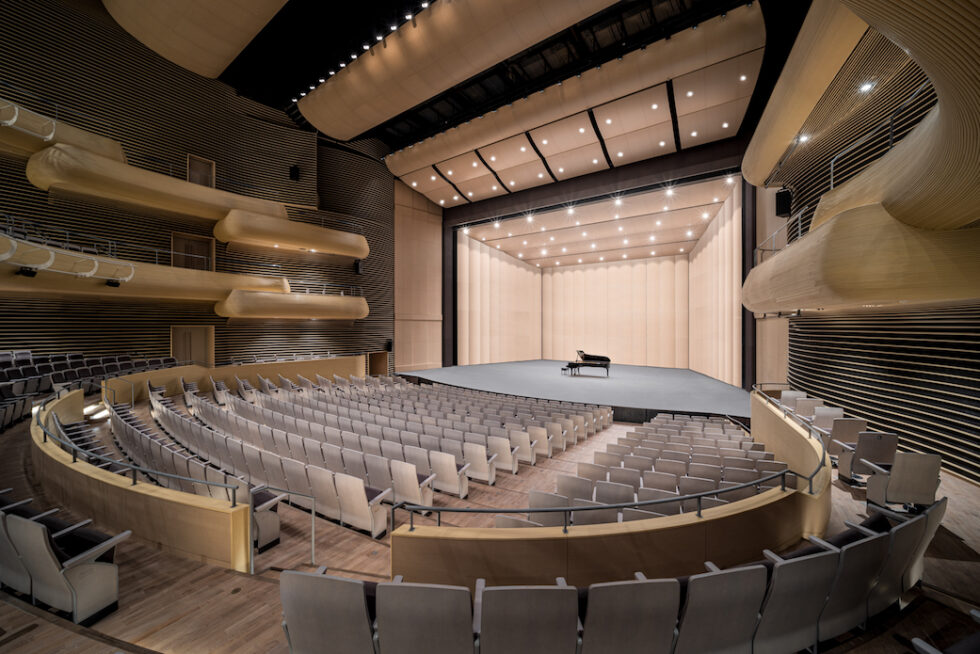 LG Arts Center SEOUL Begins a New Journey on 13 October at its New Home ...